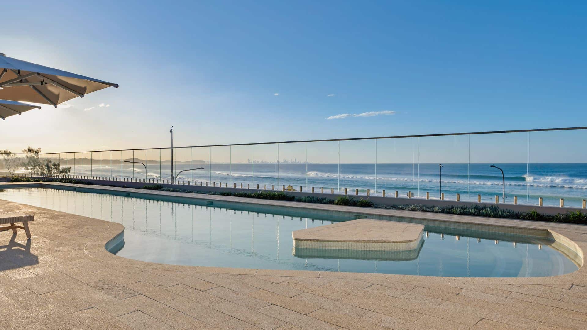 Miles at Kirra Point 1406 - Luxury Kirra Beach holiday apartment